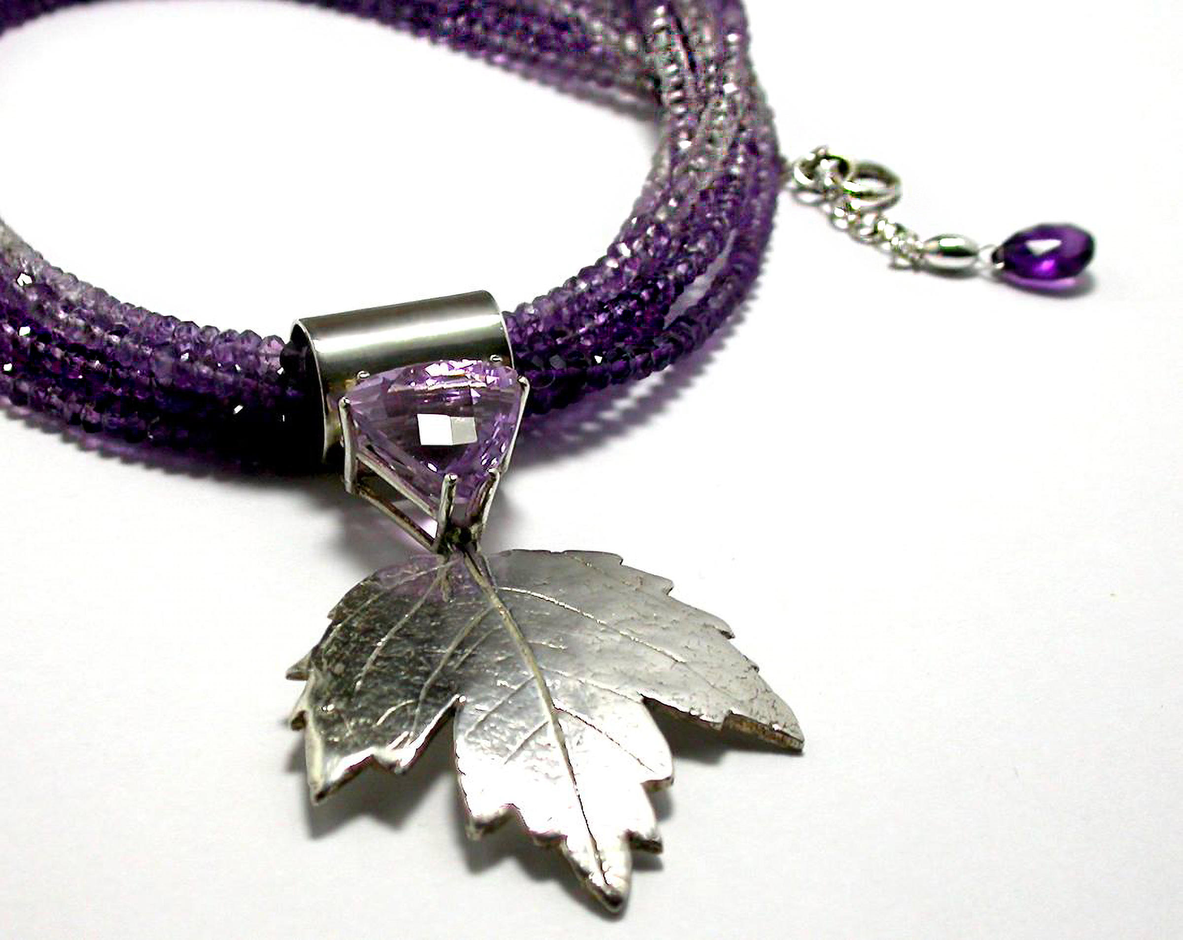 the dreaming world – handcrafted art jewelry